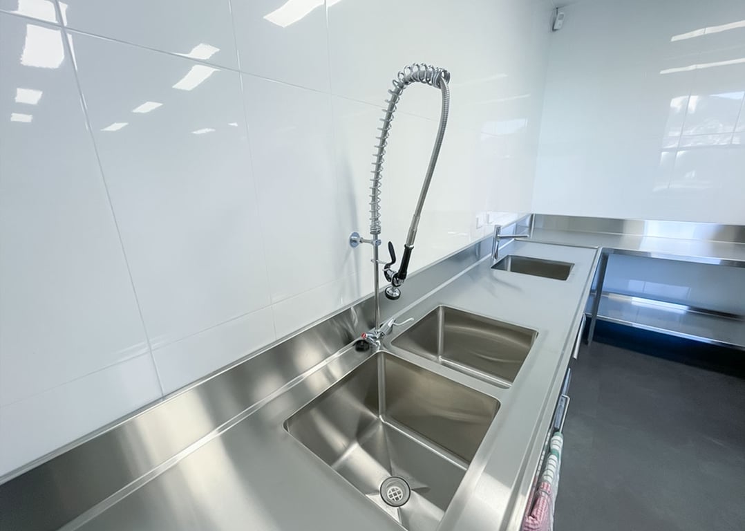 Britex - Benches Shelves - BIMcontent.com